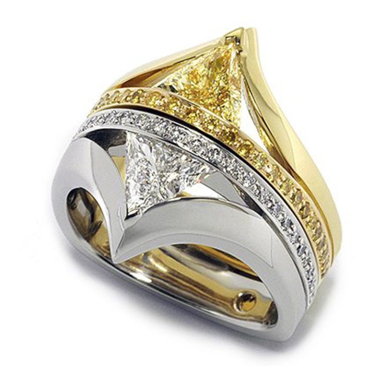 Masterpiece Fancy Color Diamond Fashion Ring